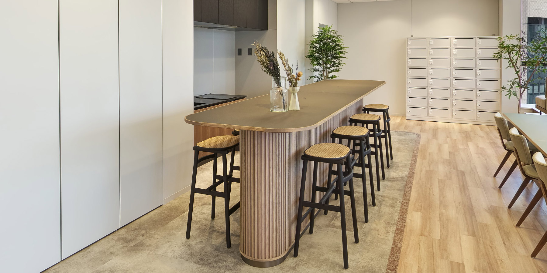 【浜松町PREX】選べる3つのレイアウトプランでおしゃれなビジネスライフを｜BUILMILL(ビルミル)