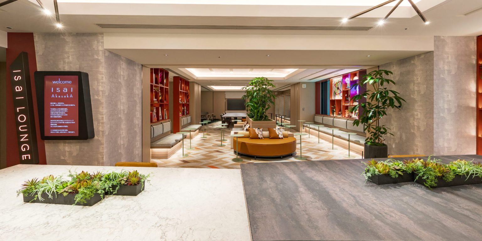 【IsaI AkasakA(イサイアカサカ)】が提供するラグジュアリーなビジネスライフ｜BUILMILL(ビルミル)