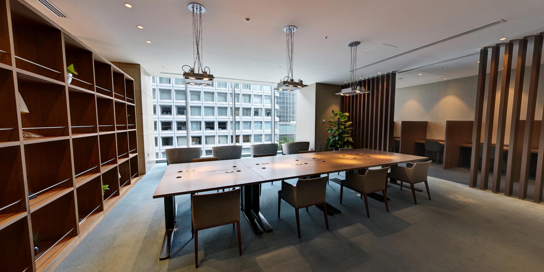 【JPタワー】日本の中心から世界の中心へ｜歴史と未来が交わるオフィス｜BUILMILL(ビルミル)