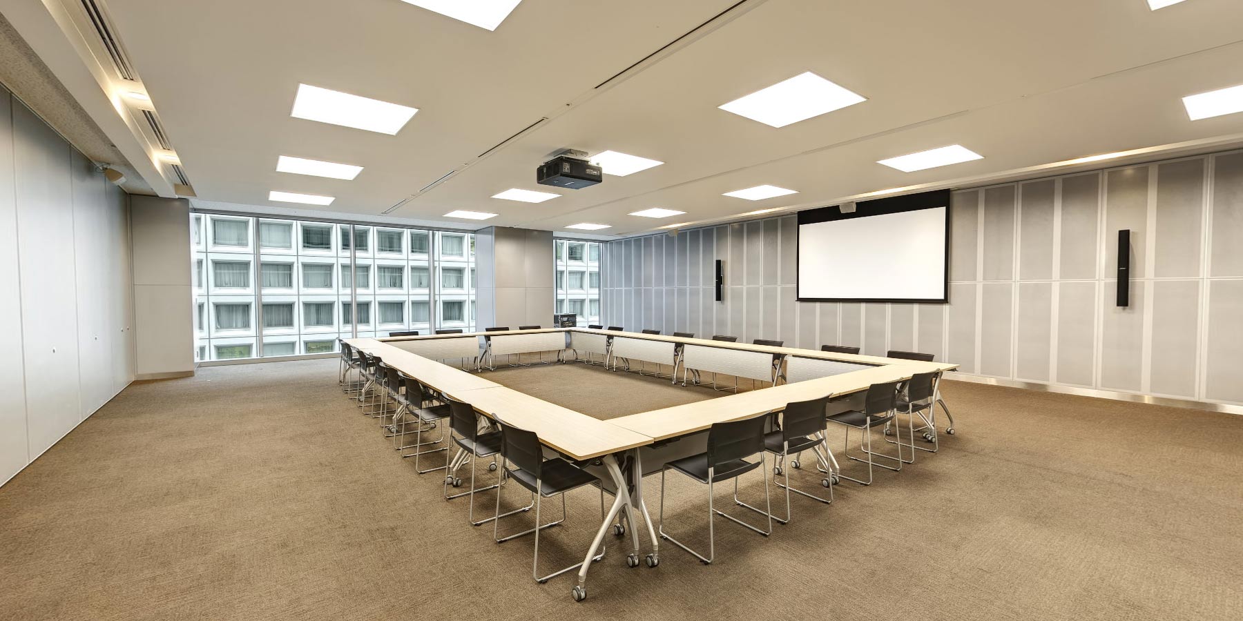 【JPタワー】日本の中心から世界の中心へ｜歴史と未来が交わるオフィス｜BUILMILL(ビルミル)