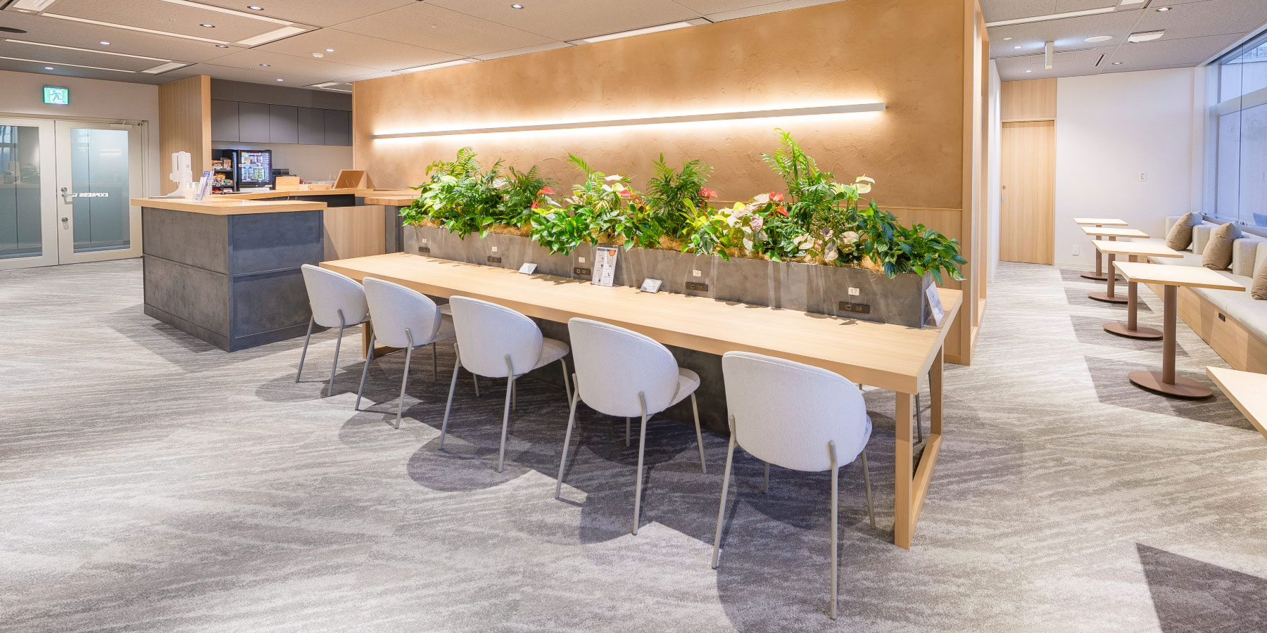 【EXPRESS WORK(エクスプレスワーク)】ビジネスのフットワークを軽くする駅直結オフィス｜BUILMILL(ビルミル)