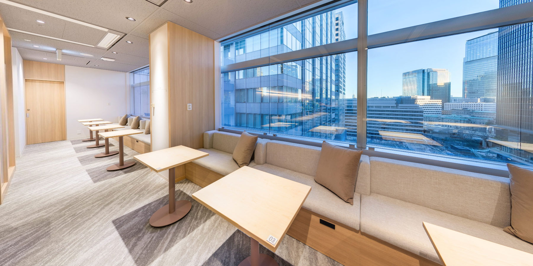 【EXPRESS WORK(エクスプレスワーク)】ビジネスのフットワークを軽くする駅直結オフィス｜BUILMILL(ビルミル)