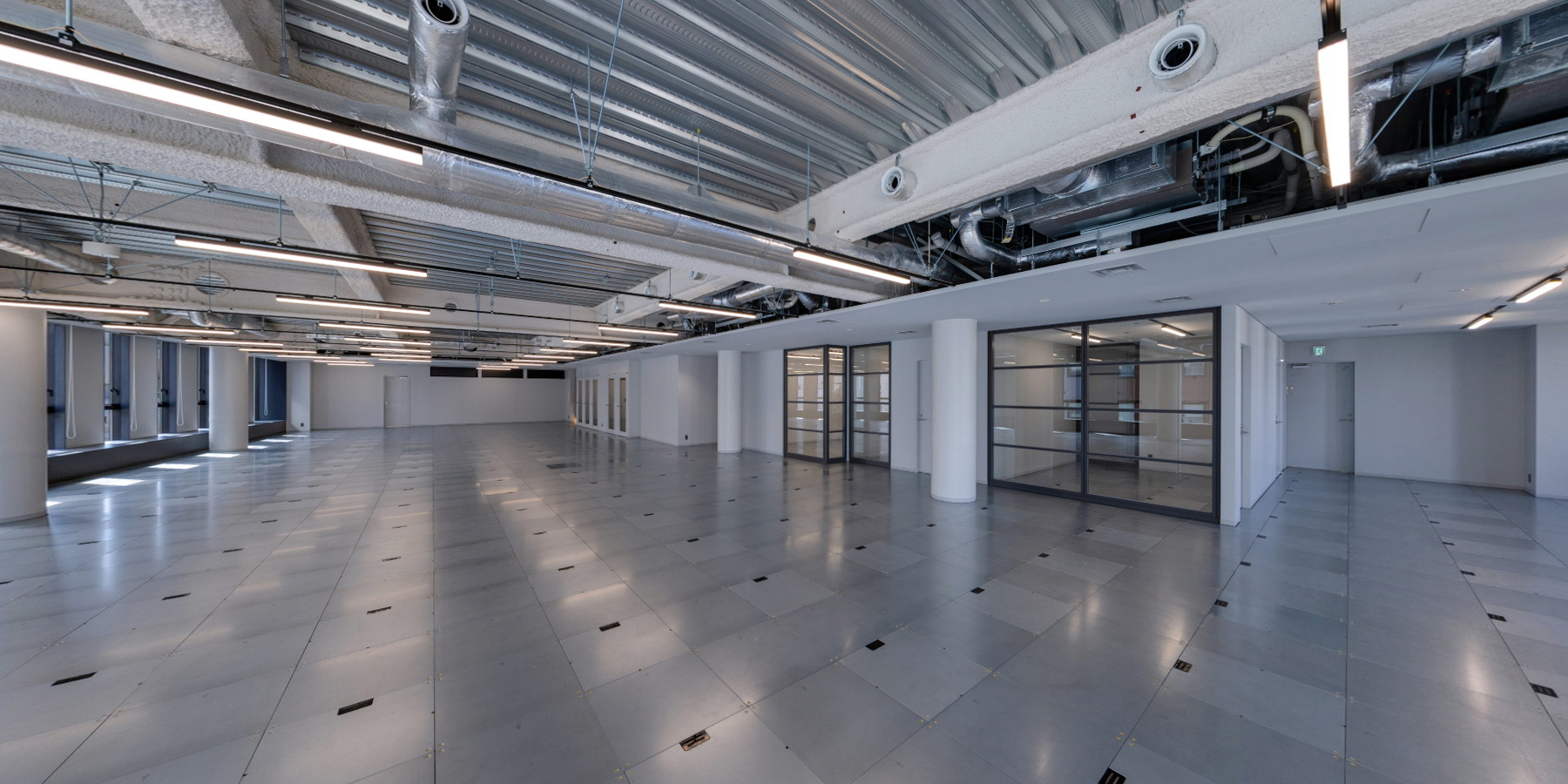 【銀座PREX East】軽やかなオフィス移転を現実にするHalfSetupオフィス｜BUILMILL(ビルミル)