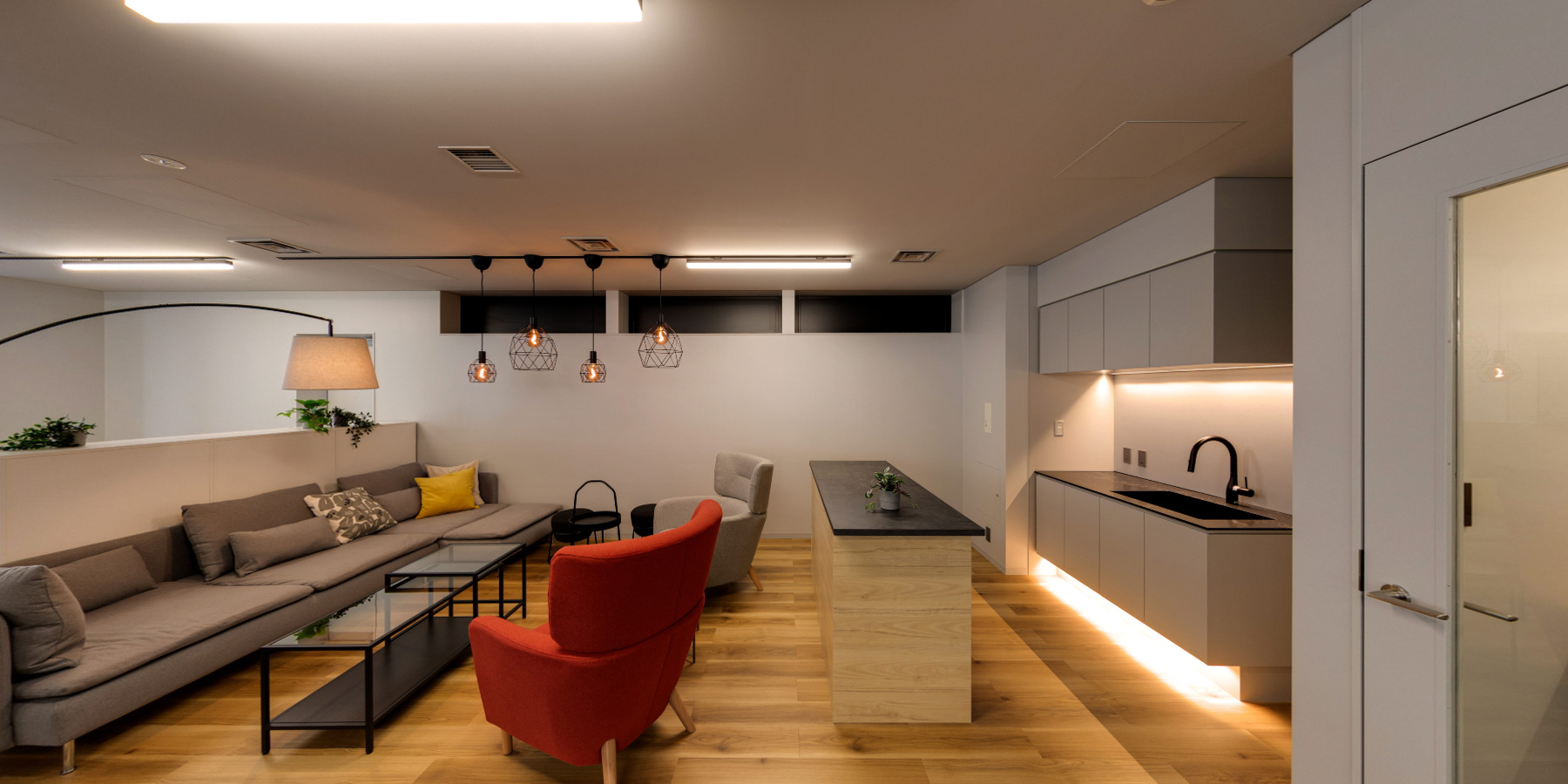 【銀座PREX East】軽やかなオフィス移転を現実にするHalfSetupオフィス｜BUILMILL(ビルミル)