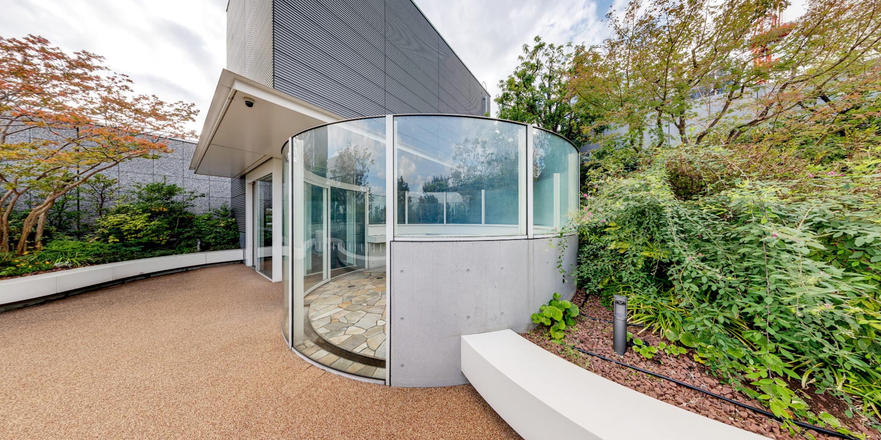 【WORK VILLA KYOBASHI（ワークヴィラキョウバシ）】従業員のポテンシャルを引き出すハイグレードオフィス｜BUILMILL(ビルミル)