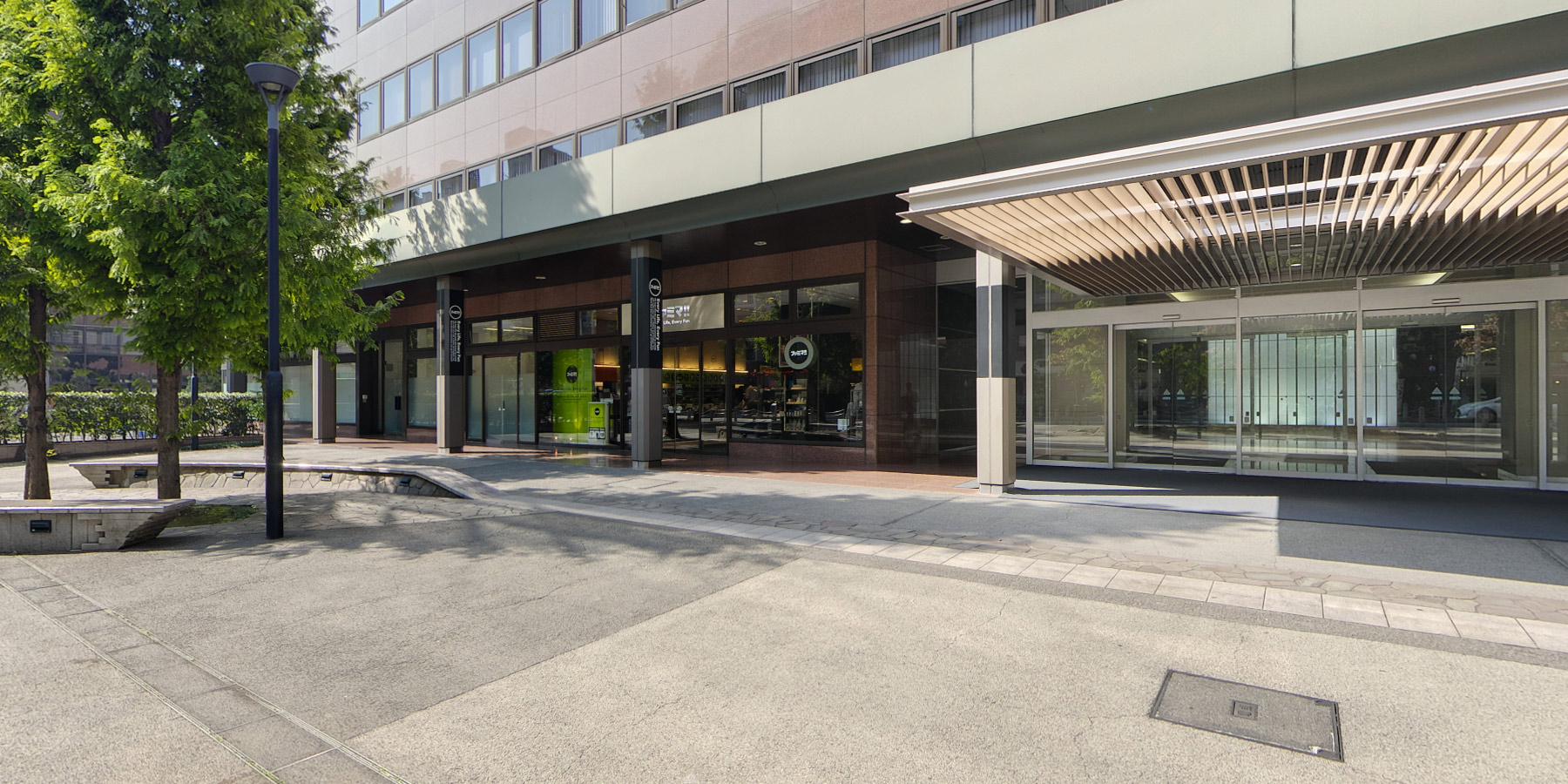 【芝パークビル】軍艦ビルの愛称で親しまれる芝公園のランドマーク｜BUILMILL(ビルミル)