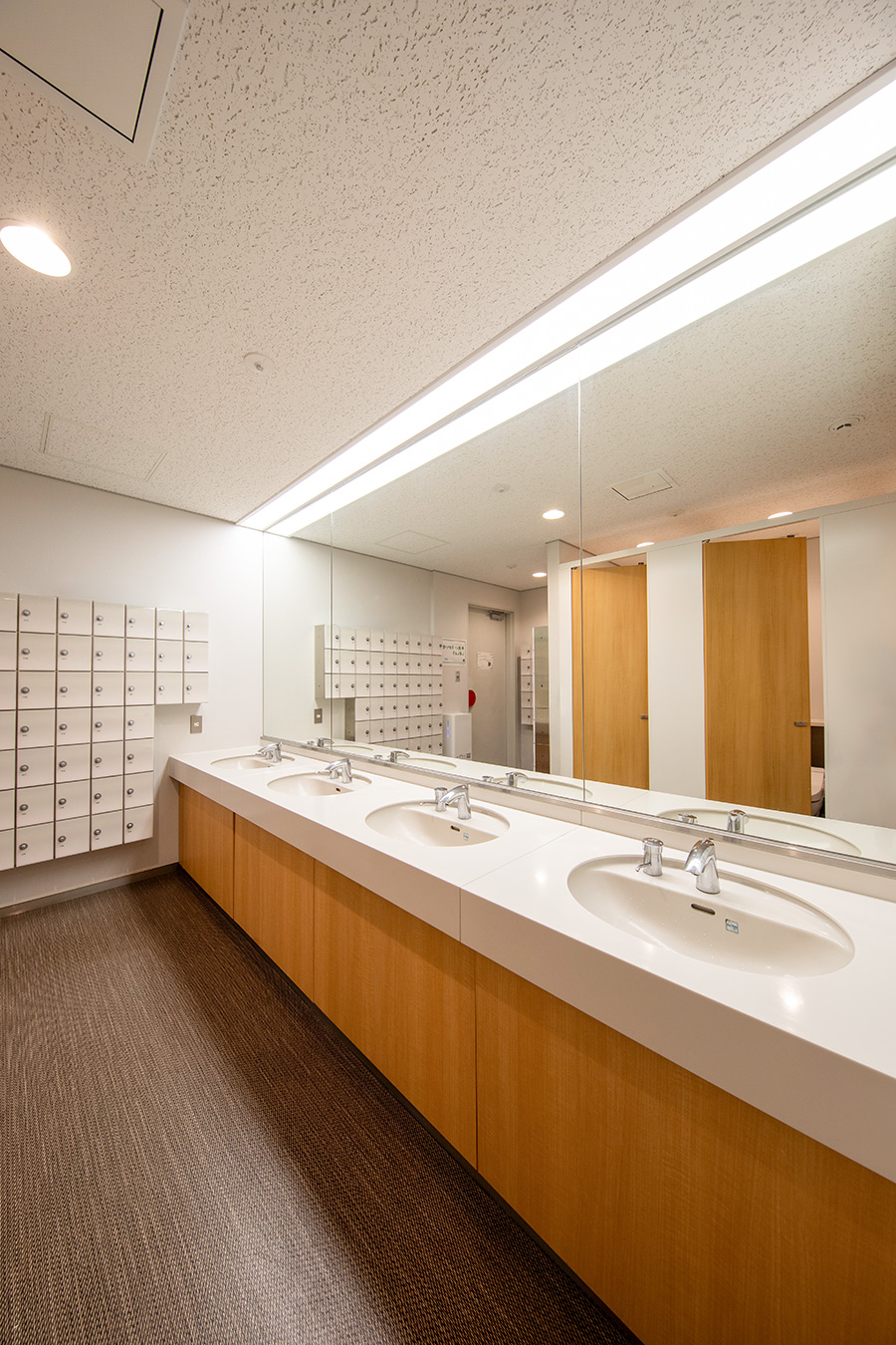 【品川シーサイドパークタワー】海風を感じる緑の中の500坪超オフィス｜BUILMILL(ビルミル)