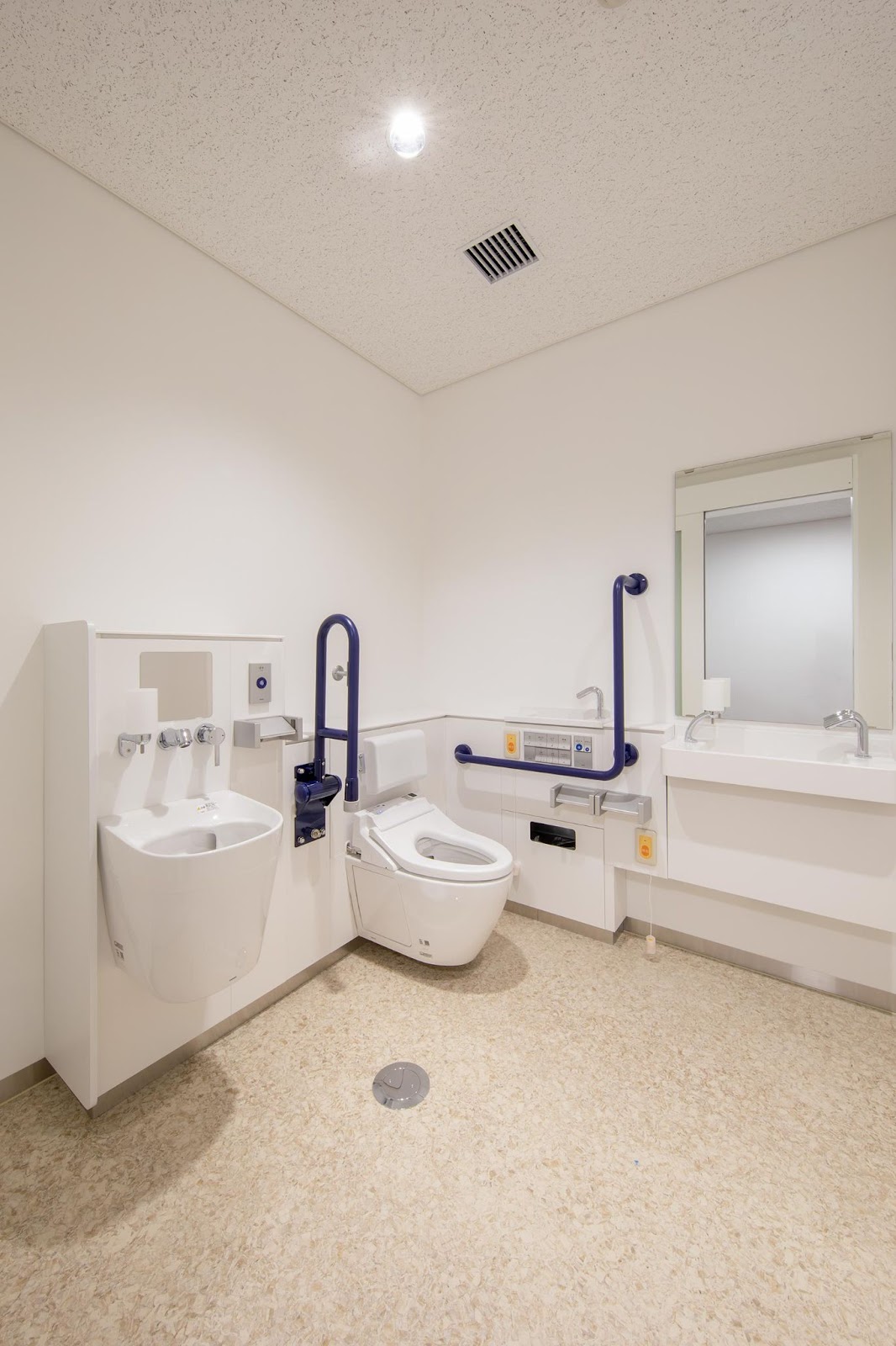 【スカイビル】充実のビジネスライフで事業を加速させる複合オフィスビル｜BUILMILL(ビルミル)