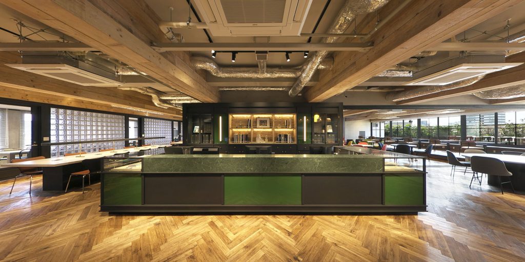 【SENQ六本木（センク六本木）】刺激的なビジネス体験を生み出すヴィンテージシェアオフィス｜BUILMILL(ビルミル)