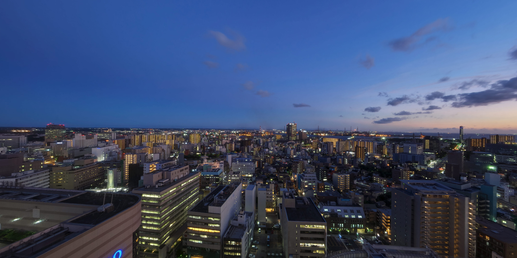 【センシティタワー】千葉駅前のランドマーク！抜群の交通アクセスと働く人に優しい快適オフィス｜BUILMILL(ビルミル)