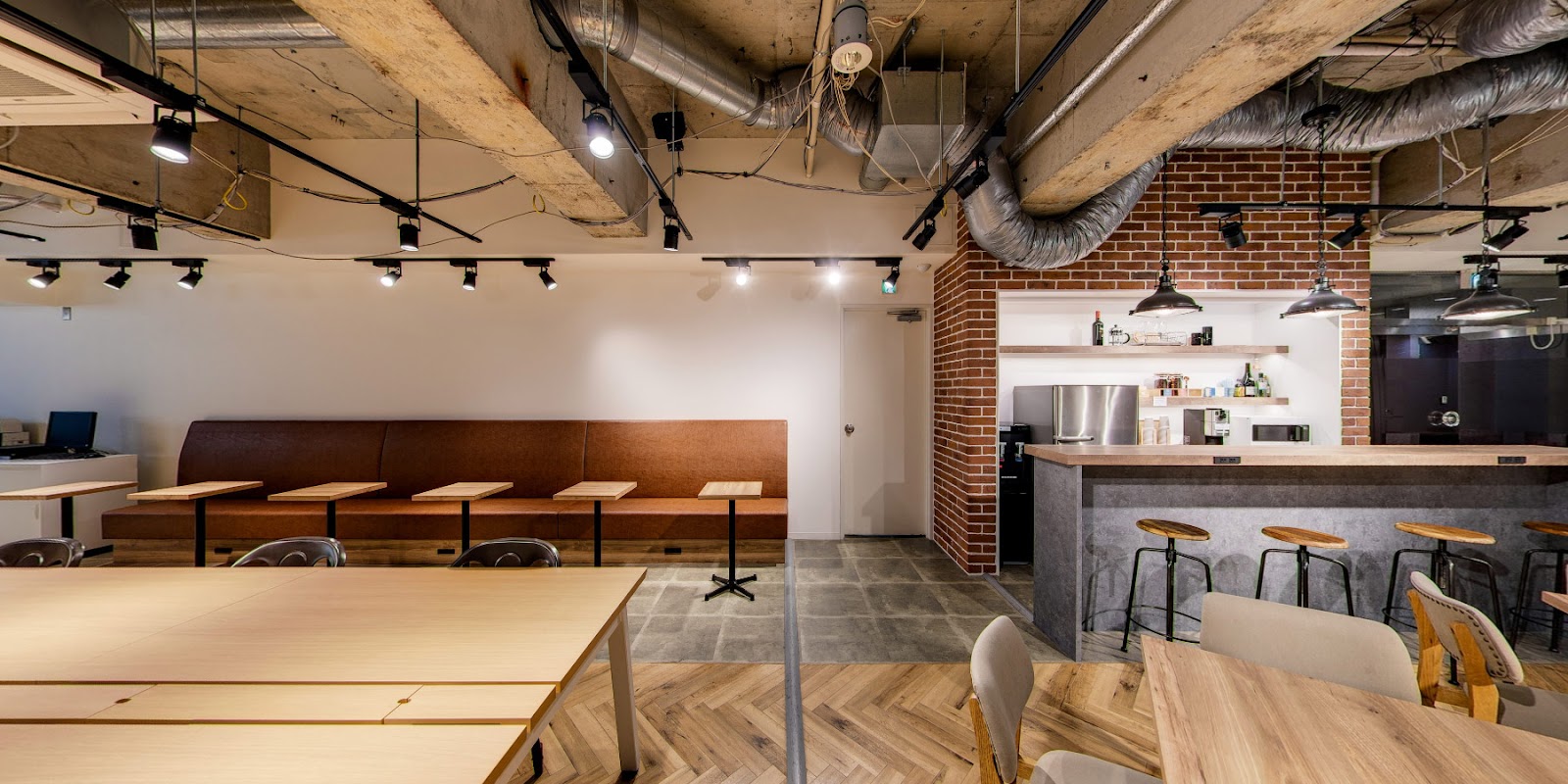 【FinGATE KAYABA（フィンゲートカヤバ）】成長と出会いをサポート！つながりが生まれるサービスオフィス｜BUILMILL(ビルミル)