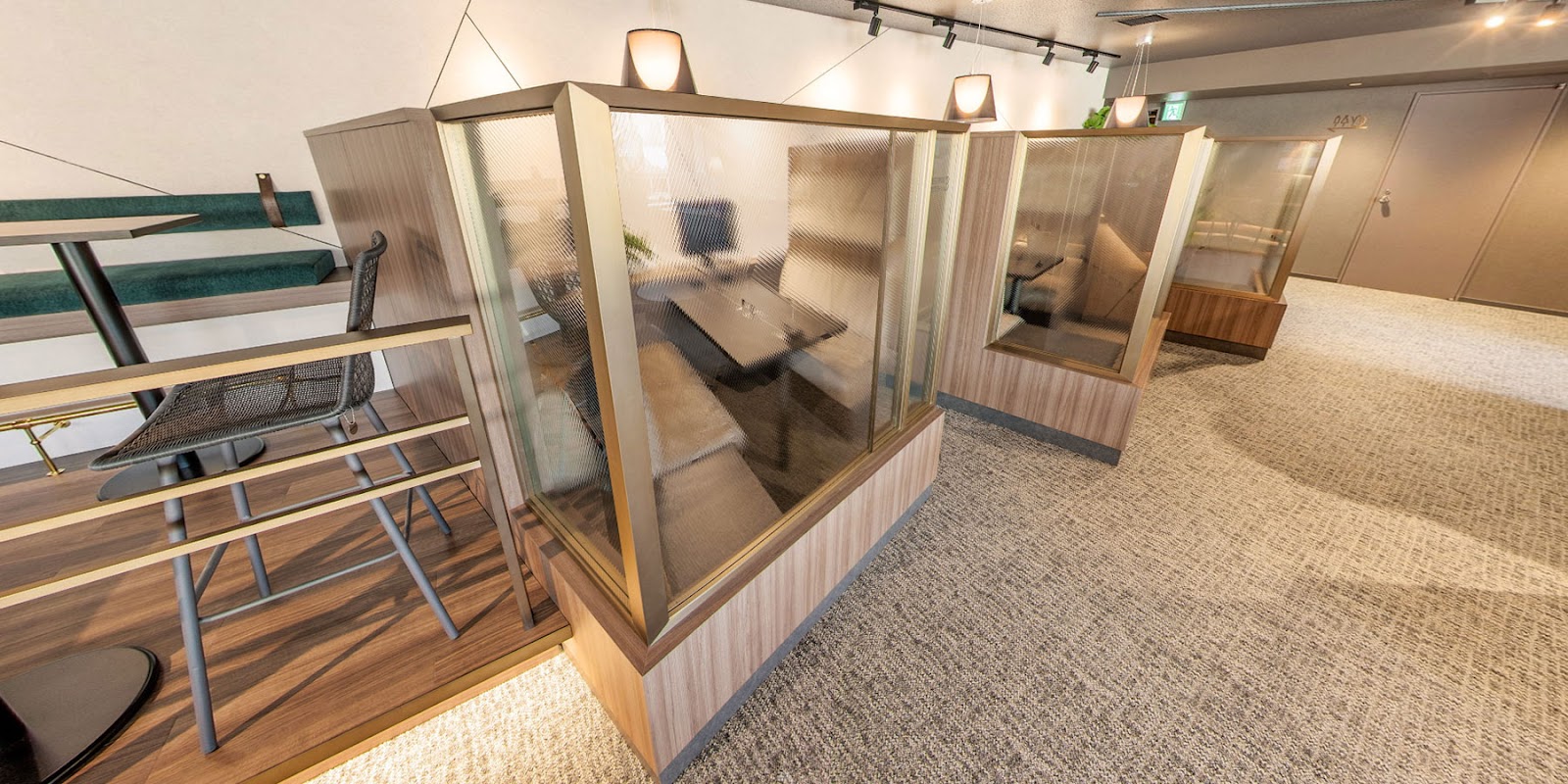 【SENQ（センク）青山並木通り】イチョウ並木に癒される！大都会の多機能オフィス｜BUILMILL(ビルミル)